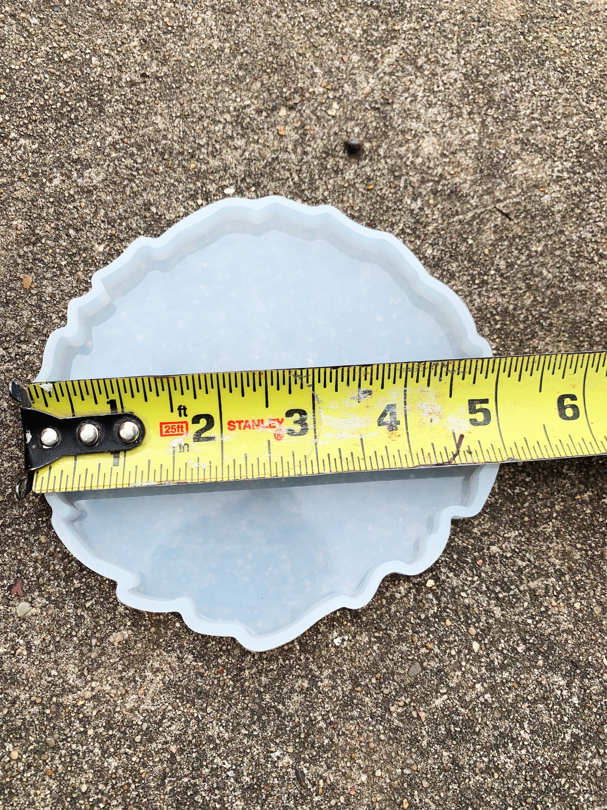 Queen Geode Circle Resin Coaster Mold New Mold – Phoenix