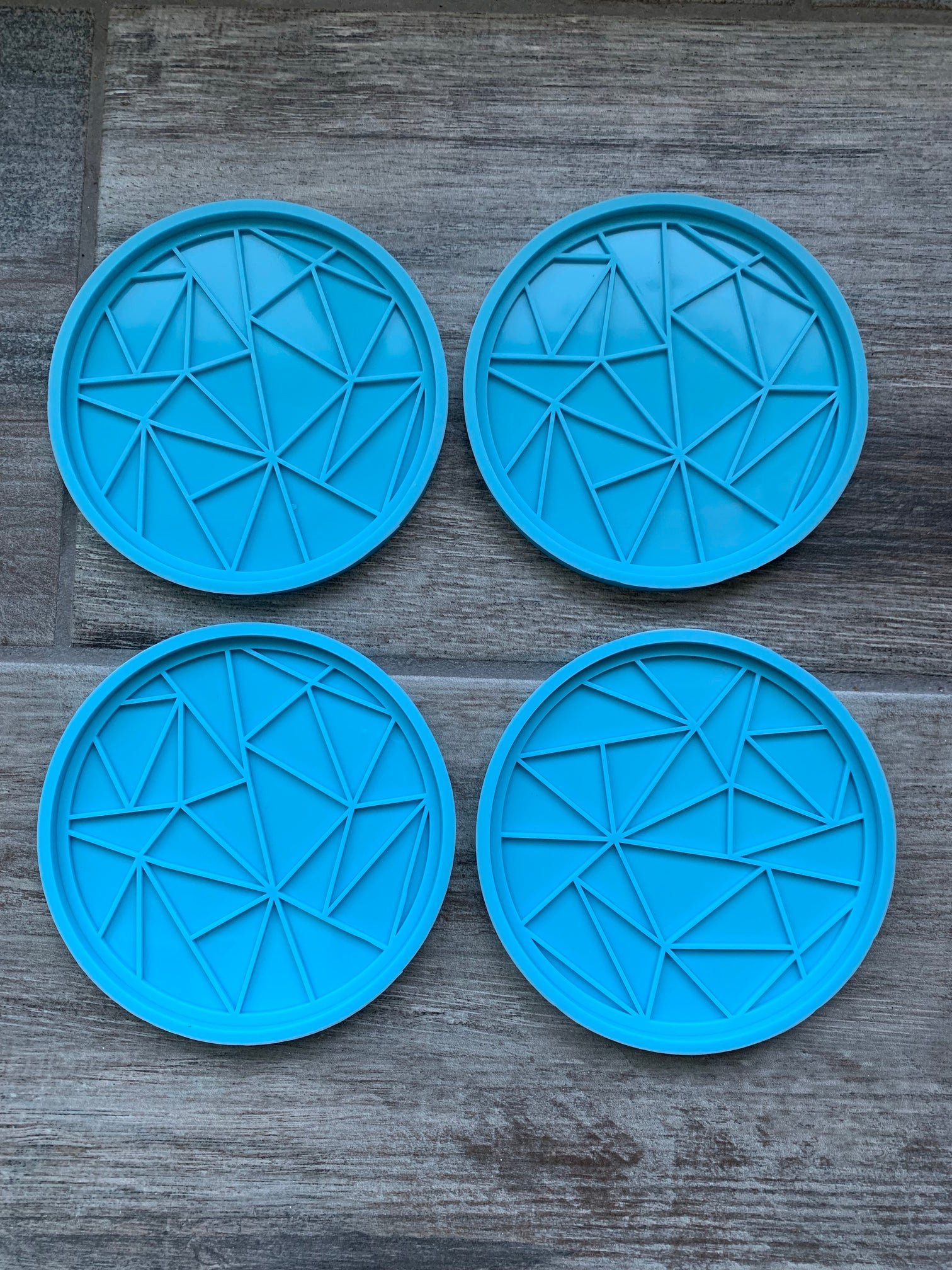 Geometric Circle Round Stained Glass Resin Coaster Mold 4pc Set – Phoenix